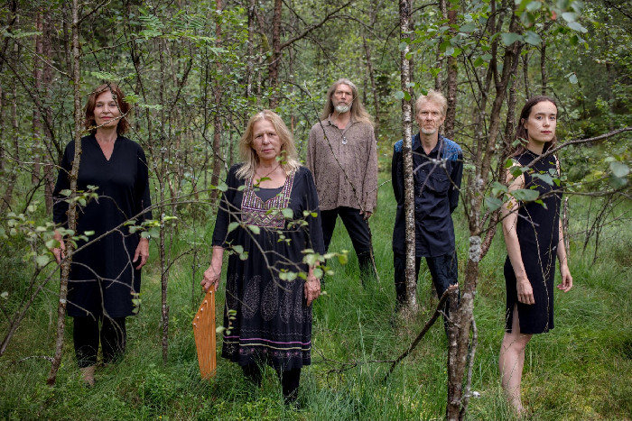 Sinikka Langeland - Altarstein - Musikk til tekster av Jon Fosse ...